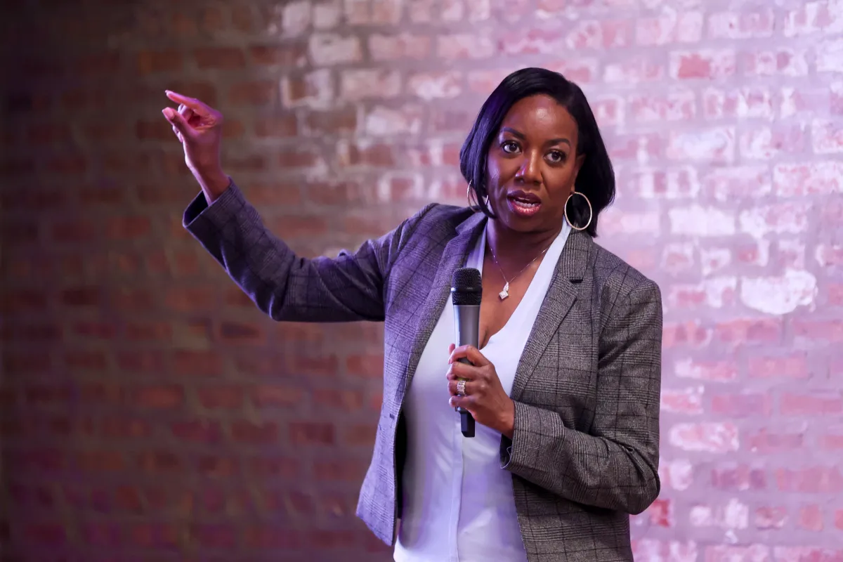 Community Desk Chicago