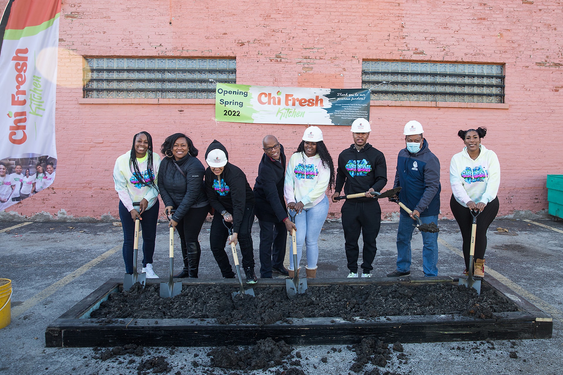 Community Desk Chicago